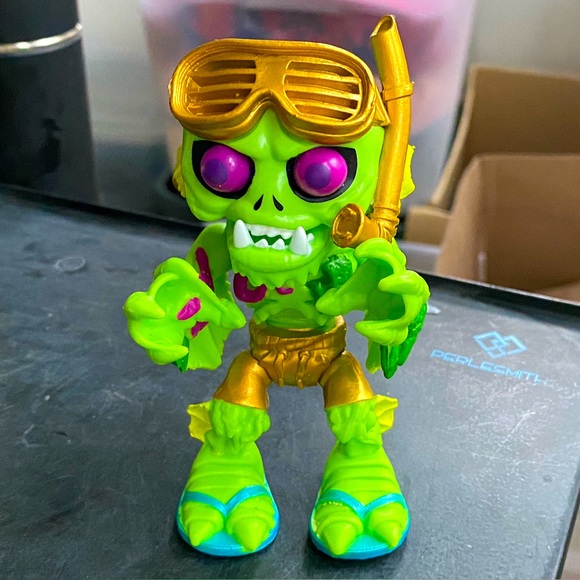 Toys | Treasure X 45 Monster Gold Swamp Scuba Diver Toy Action Figure ...